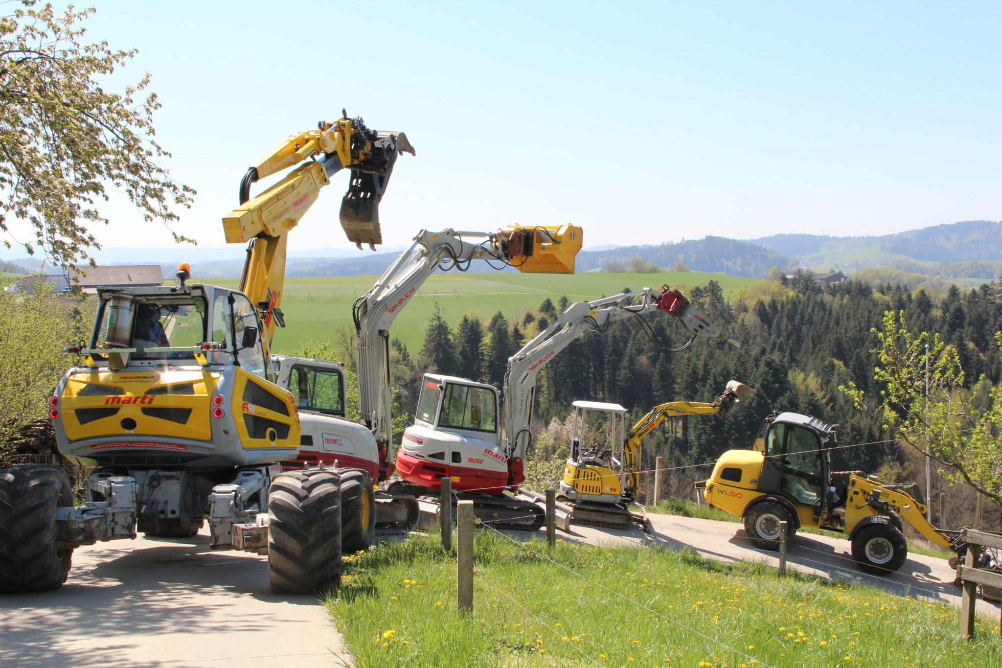 Unser Schreitbagger und unsere Raupenbagger überzeugen bei groben und ...